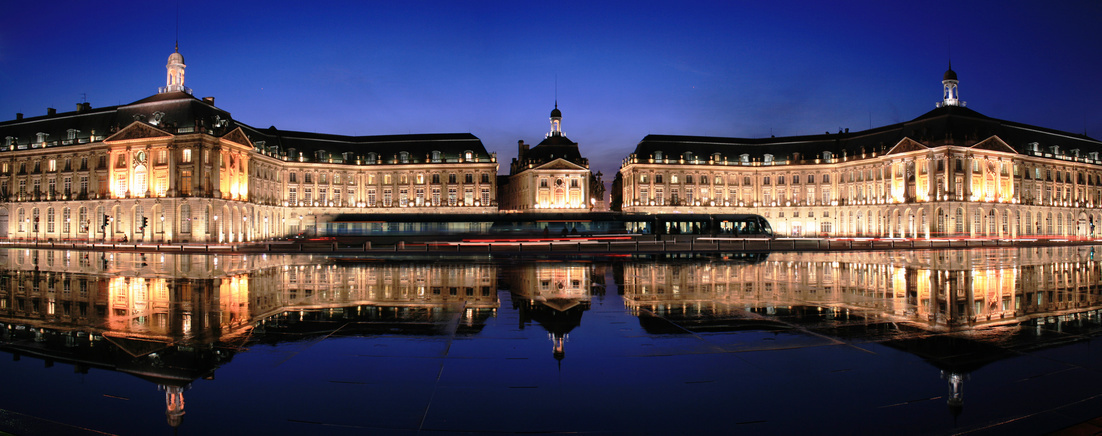 France: light rail train of Bordeaux - CERTIFER